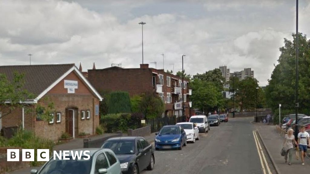 Two seriously injured in Coventry hit-and-run - BBC News