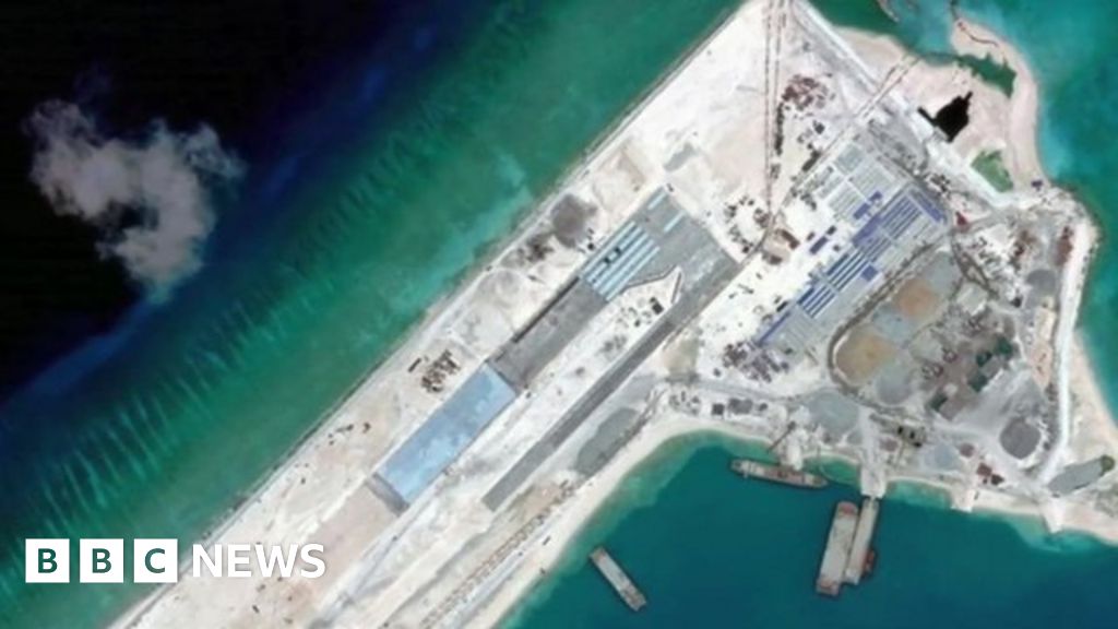 China defends building projects on disputed islands - BBC News