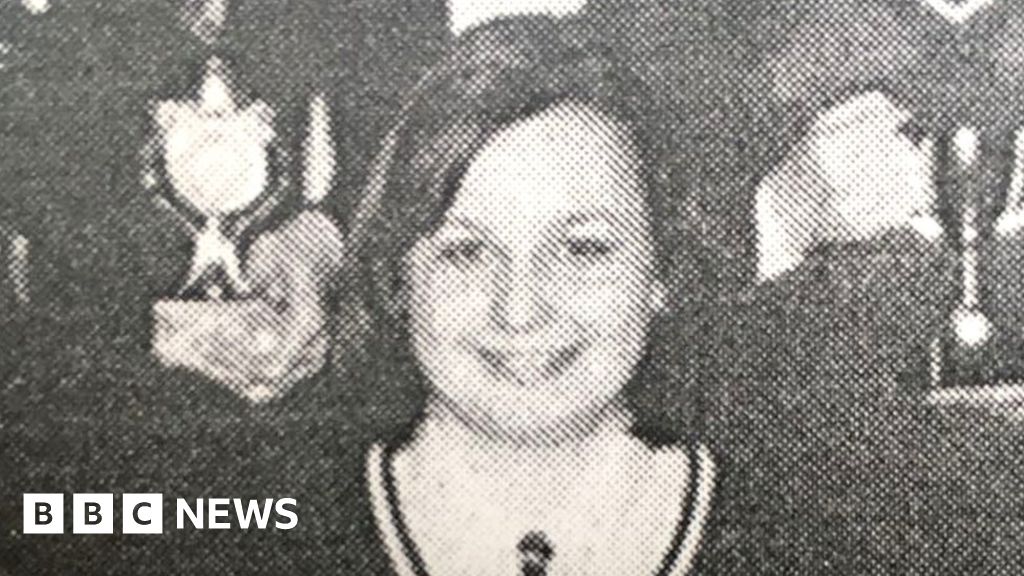 'Like a scene out of a horror movie' - Omagh bomb - BBC News