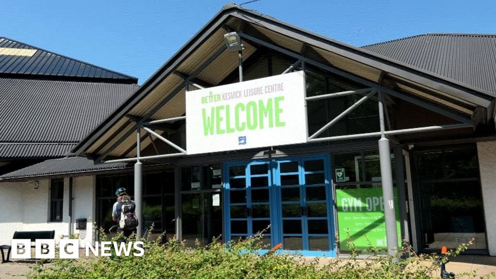 Keswick pool: Council to look again at closure - BBC News