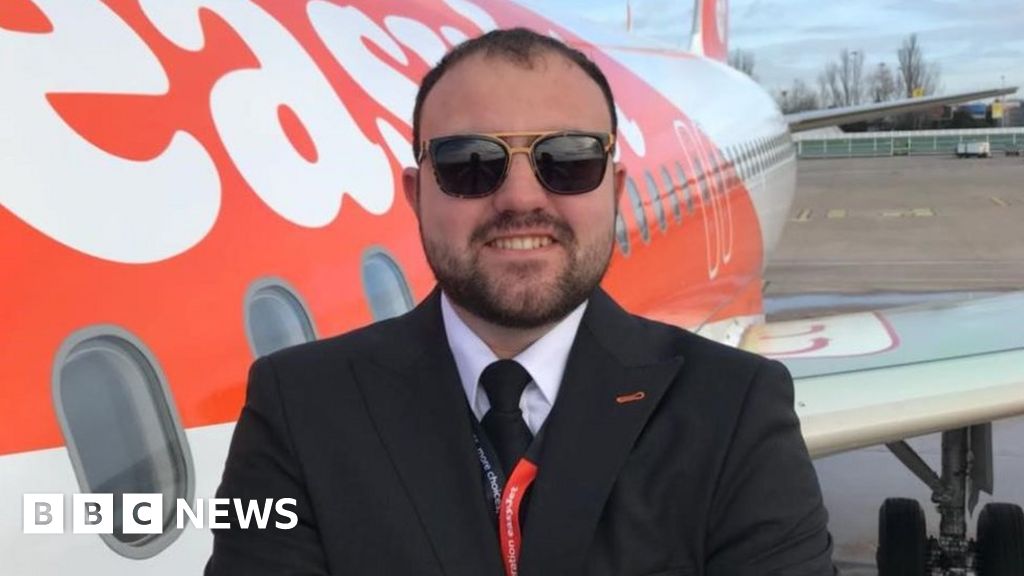 Covid in Scotland: How a pilot ended up producing PPE - BBC News