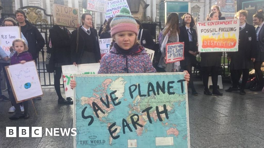 Climate change top of NI public's environmental concerns - BBC News