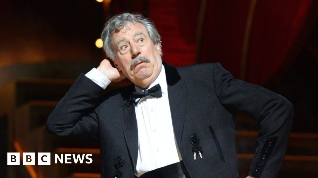 Monty Python's Terry Jones and his Welsh roots - BBC News