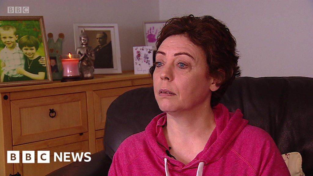 'Giving evidence at my rape trial was very intimidating' - BBC News