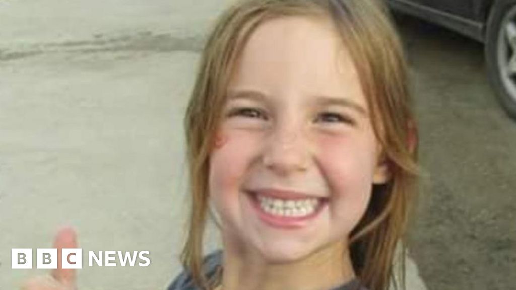 Looe farm vehicle crash kills girl, 10