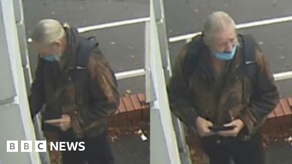 Murder detectives release CCTV images from Erdington - BBC News