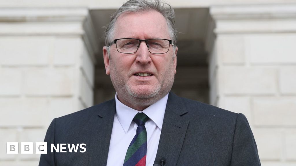Doug Beattie declares bid to be next UUP leader - BBC News