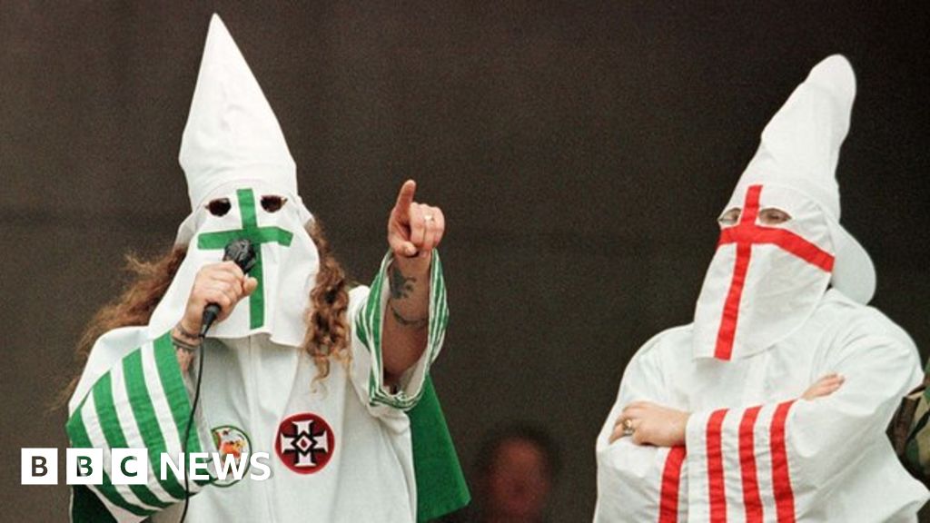 What should social networks do about hate speech? - BBC News