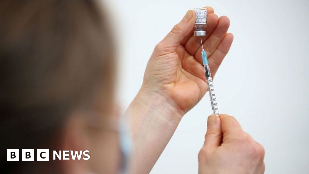 Covid: Anniversary of first Northamptonshire vaccination