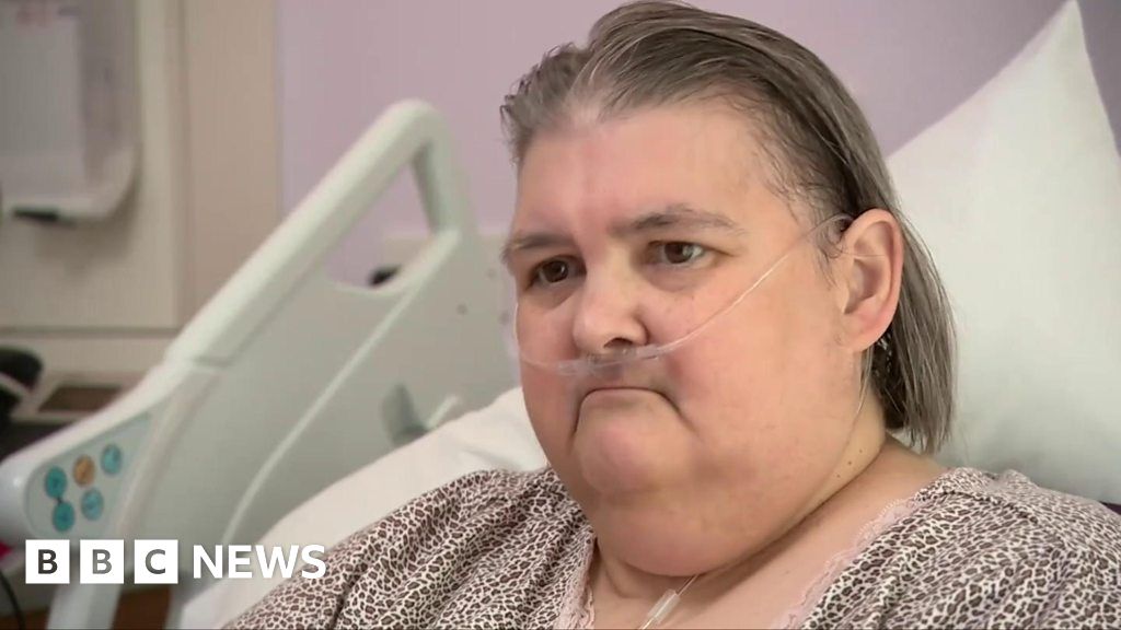 'We need to talk more about death' - BBC News