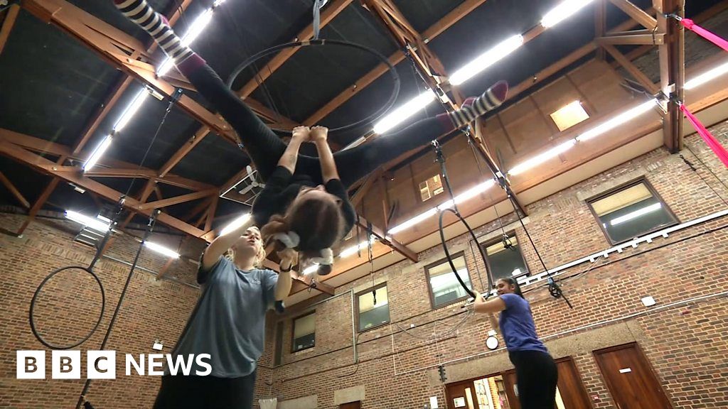 Circus skills build young people's confidence