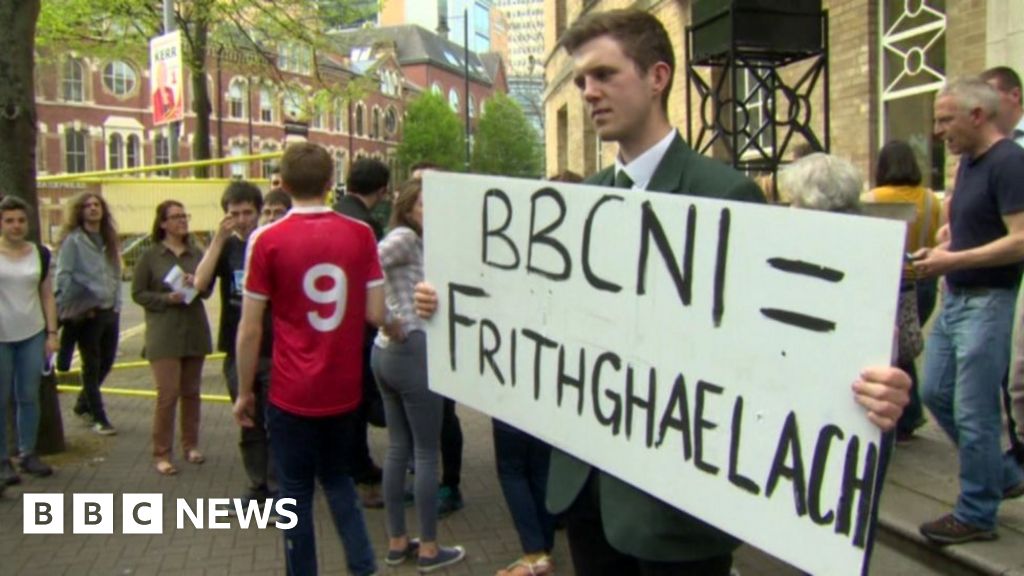 BBC NI: Irish language speakers protest outside BBC - BBC News