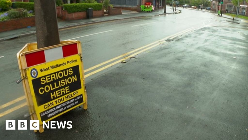 Man dies after Smethwick hit-and-run - BBC News