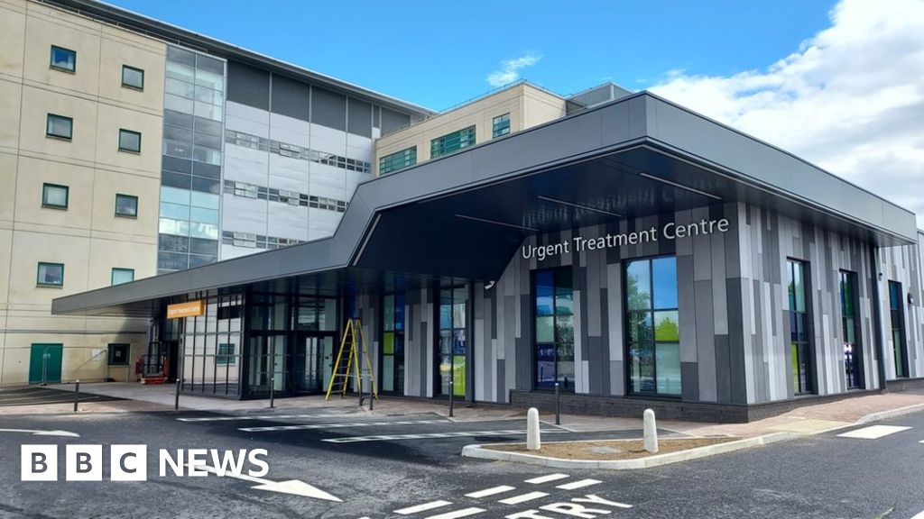 Swindon's new urgent treatment centre opens to patients