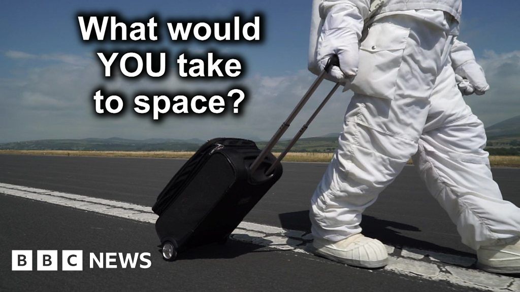 Tim Peake: Five things in British astronaut's space suitcase - BBC News