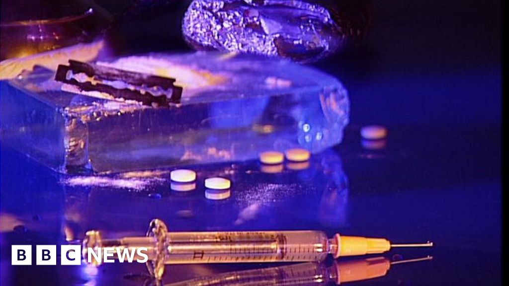 Northern Ireland drug addiction services 'overwhelmed' - BBC News