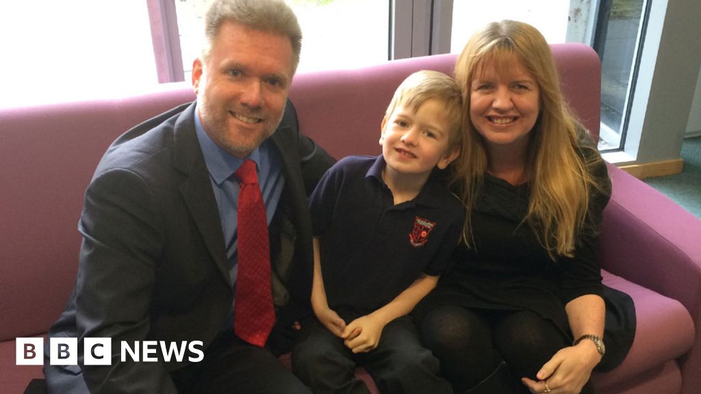 Brain family give evidence to MPs in session on Skye - BBC News