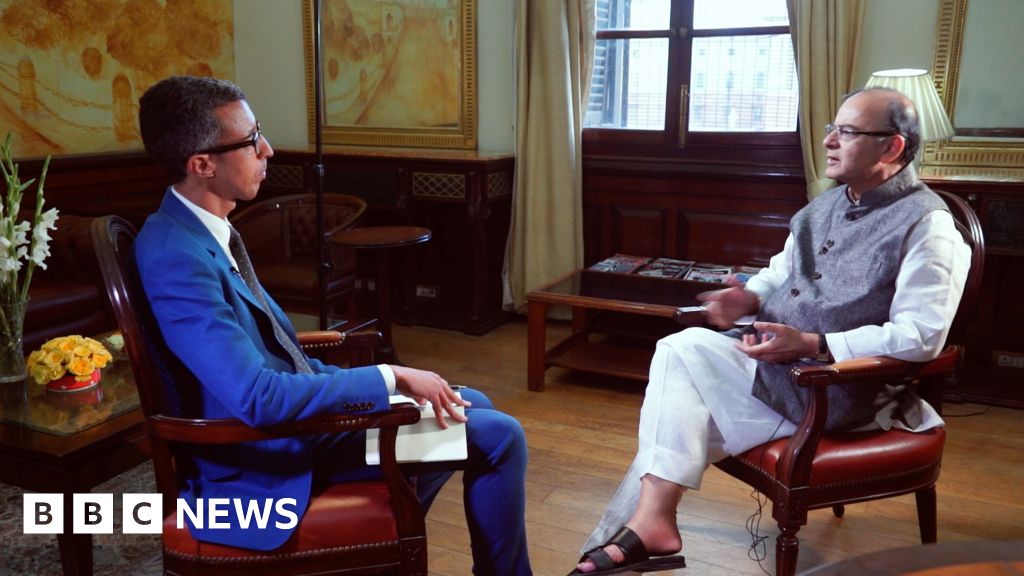 India - we can take the economic lead as China stumbles - BBC News