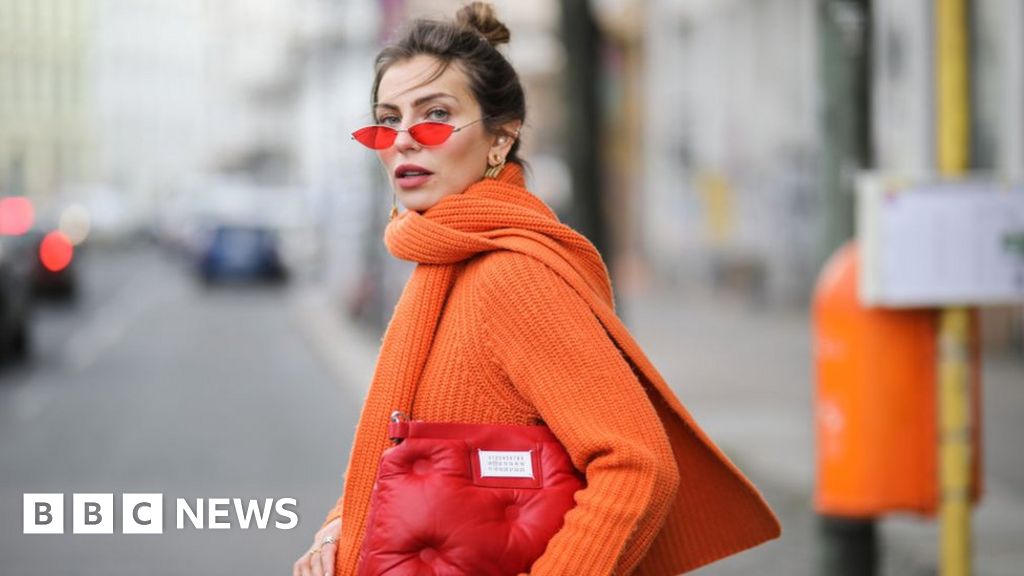 Asos profits plunge in 'disappointing' year