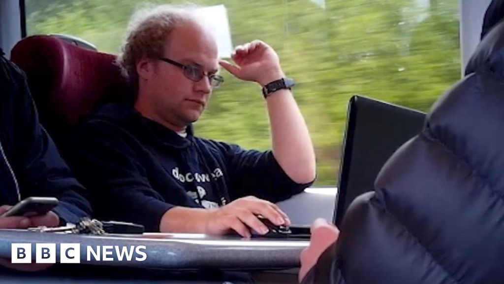 Matthew Falder: Experts on 'pure monster' - BBC News