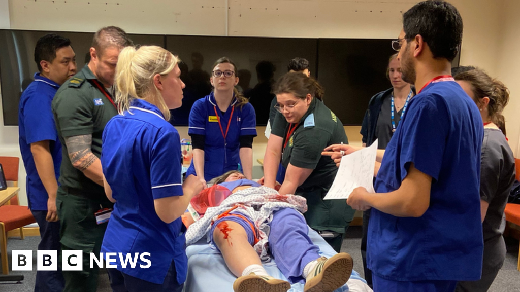 Emergency services come together for Wexham Park knife-injury training