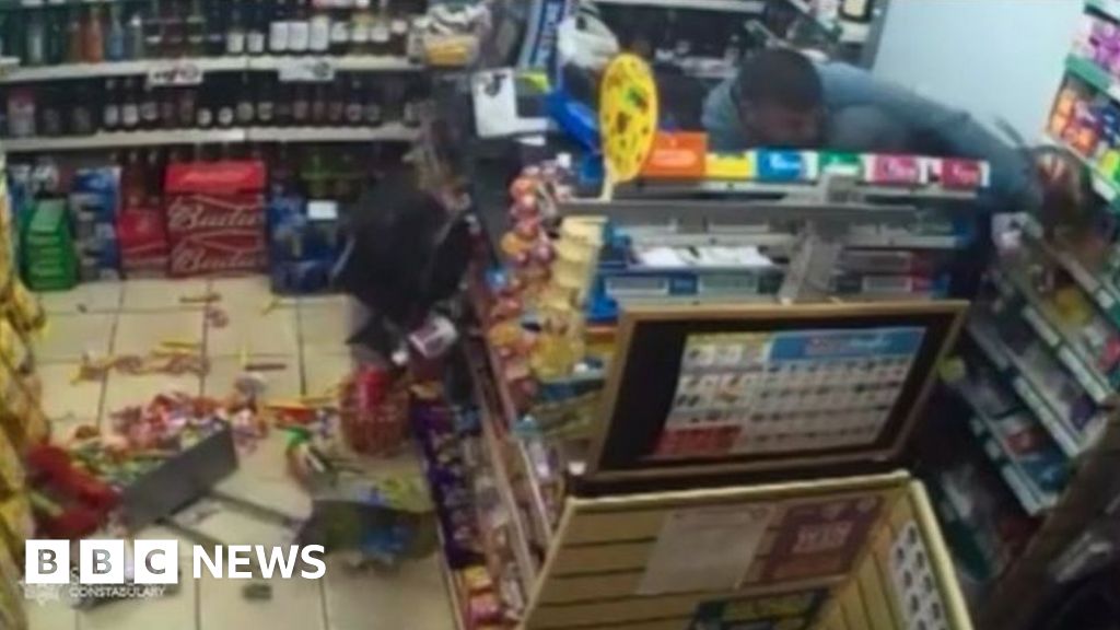 Lowestoft Newsagent Tackles Knife Wielding Robber