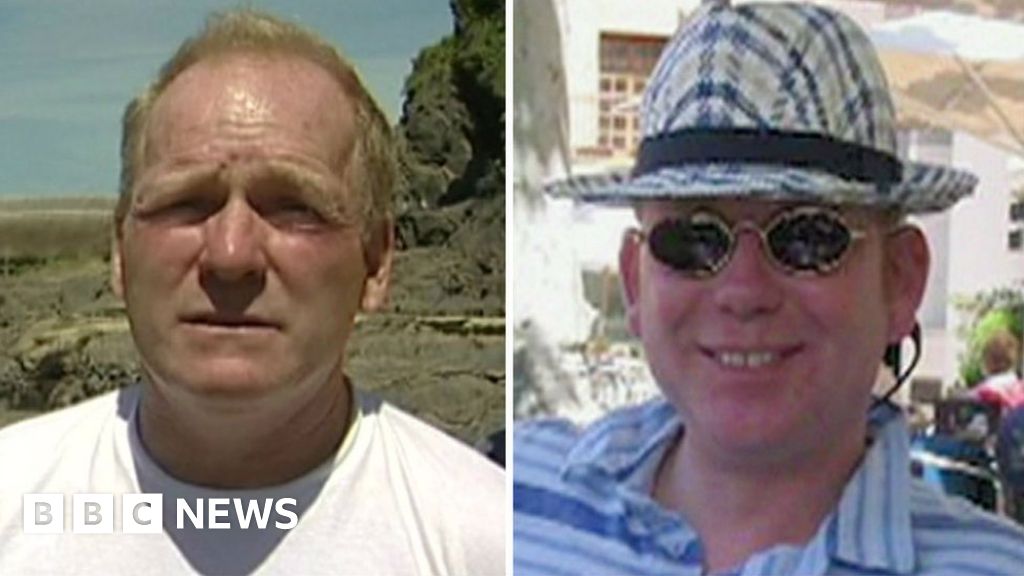 Fisherman's Friends: Manslaughter accused David Naylor in court - BBC News