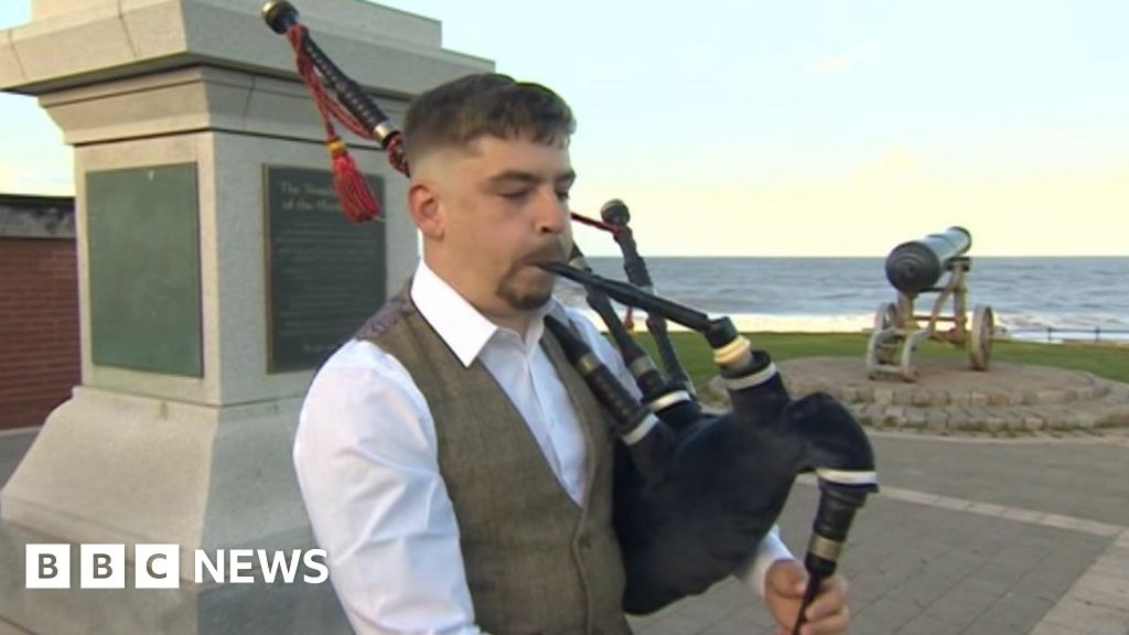 Hartlepool bagpiper's tribute to Queen 'bringing people together' - BBC ...