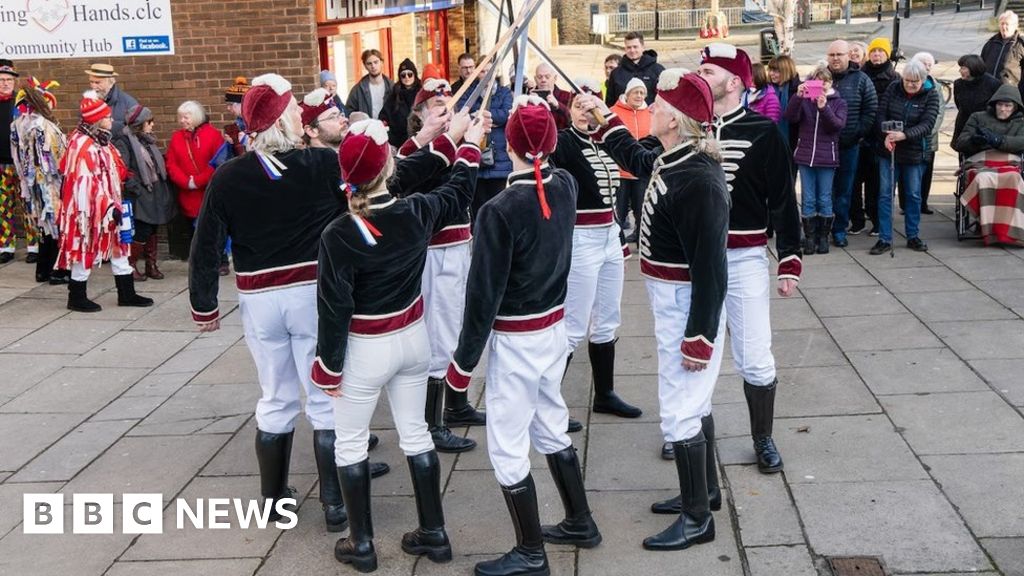Handsworth Sword Dancers performing in Sheffield - BBC News
