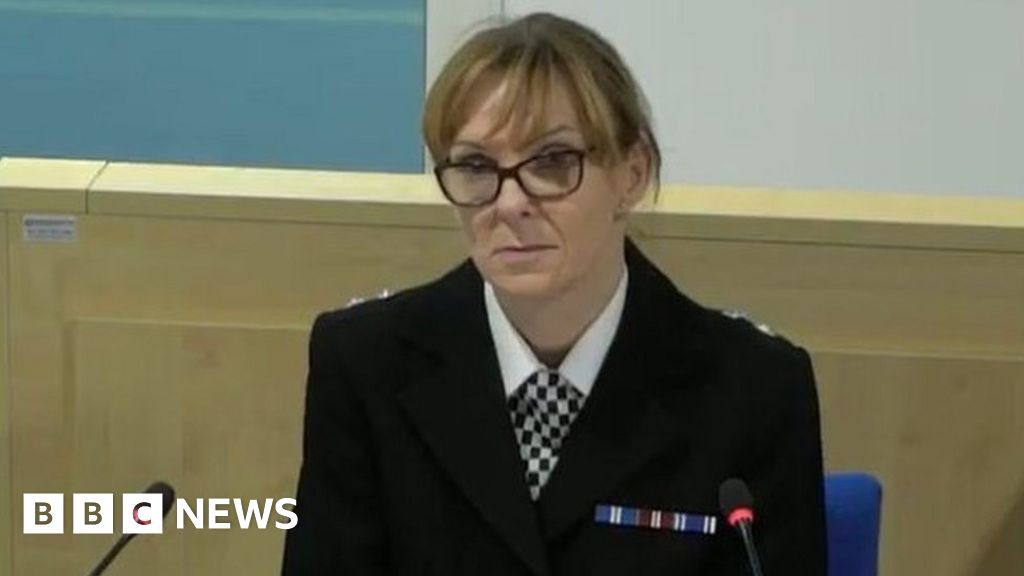 Manchester Arena Inquiry: 'Enough BTP officers on duty' - BBC News