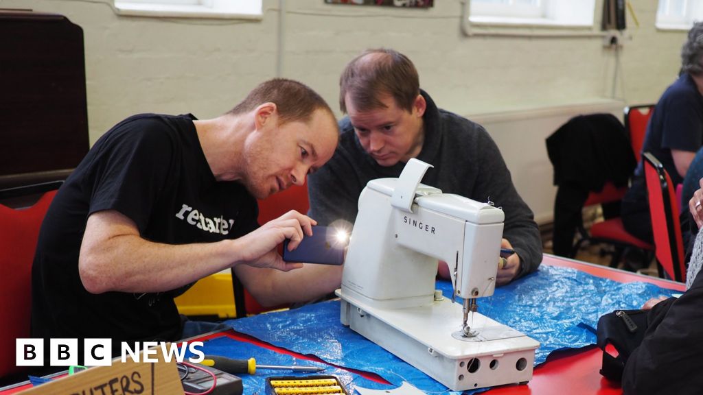 Repair cafés aim to tackle our 'throwaway society' - BBC News