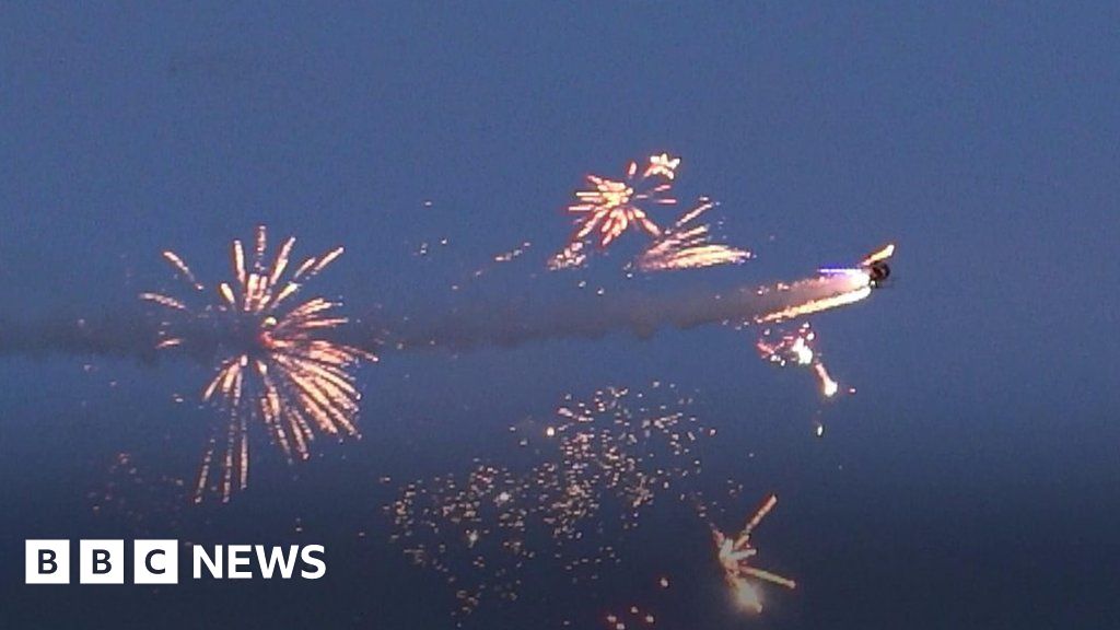 Clacton Airshow: Fireworks flight thrills airshow visitors