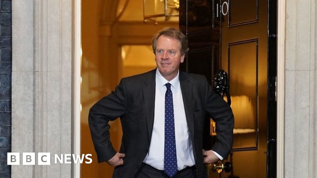 New PM Rishi Sunak retains Alister Jack as Scottish secretary - BBC News