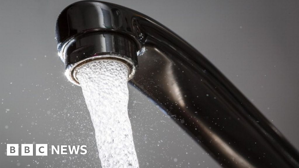Selling water worth 'hundreds of millions' to Wales - BBC News