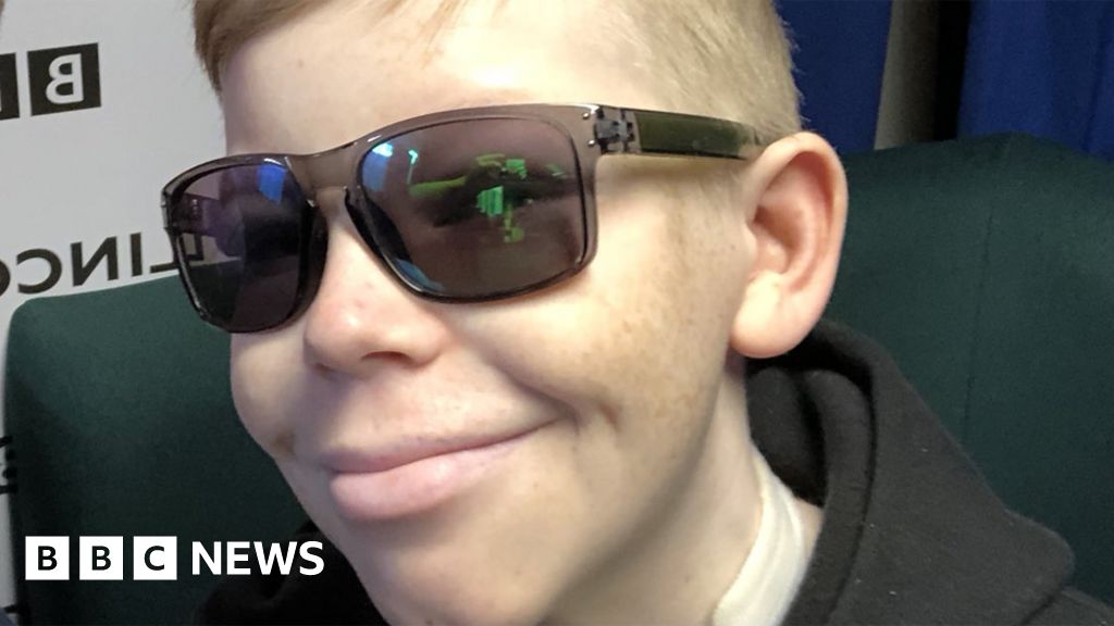 Fans urged to sing 'Jack Notty' song at Wembley cup final - BBC News