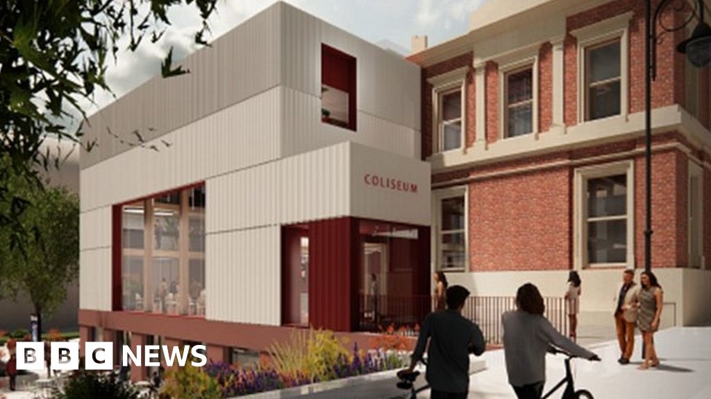 Oldham Coliseum: Arts Council backs plans for town's new theatre - BBC News
