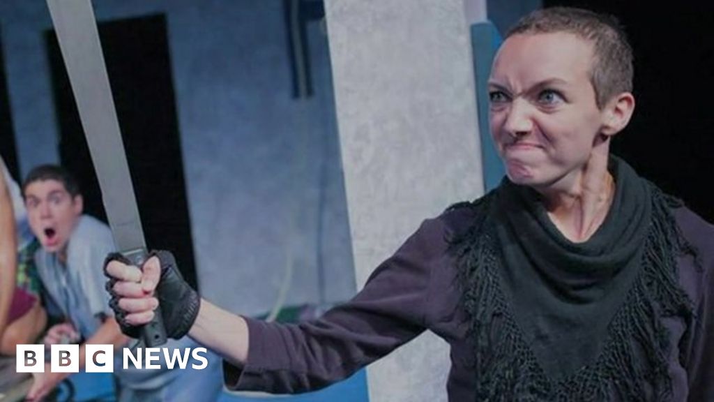 Women playwrights in the spotlight - BBC News