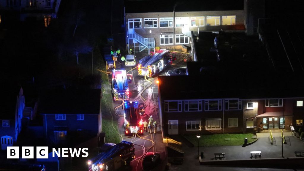 Hove Blatchington Mill School hit by fire - BBC News