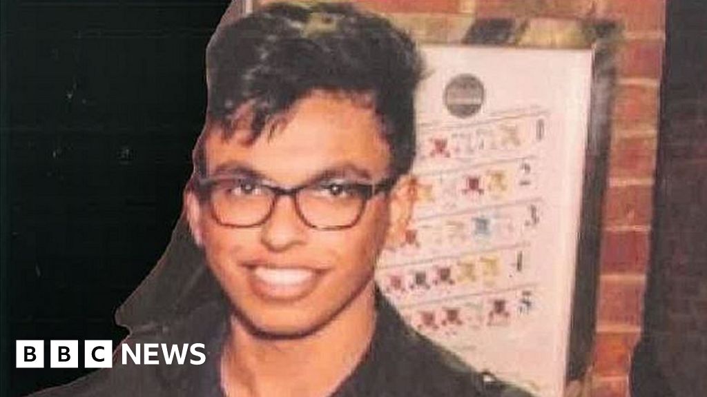 Student Ethan Peters river death ruled accidental - BBC News