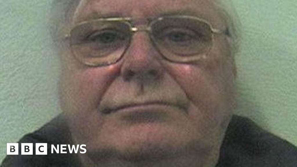 David Vaughan Jones stole £1.4m from clients - BBC News