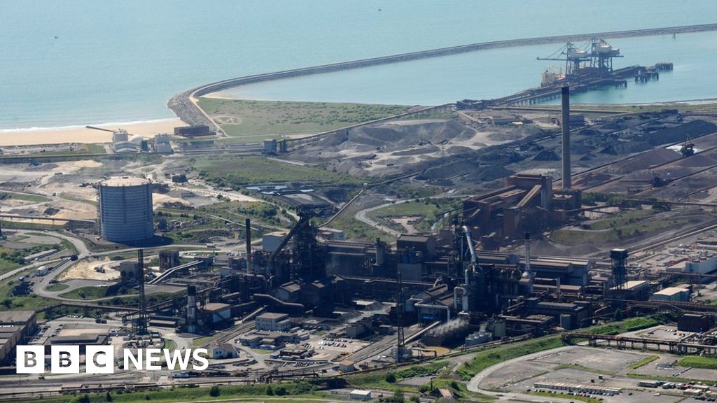 Port Talbot steelworkers set to learn jobs fate at meetings - BBC News