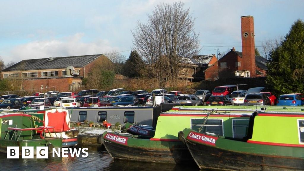 Stone could host floating canal-side market - BBC News