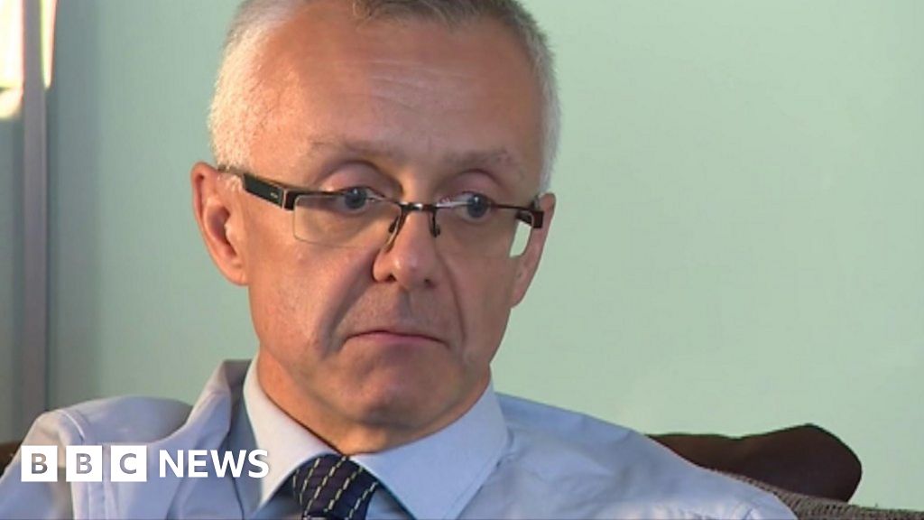 Stalker victim feels 'let down' by the law - BBC News