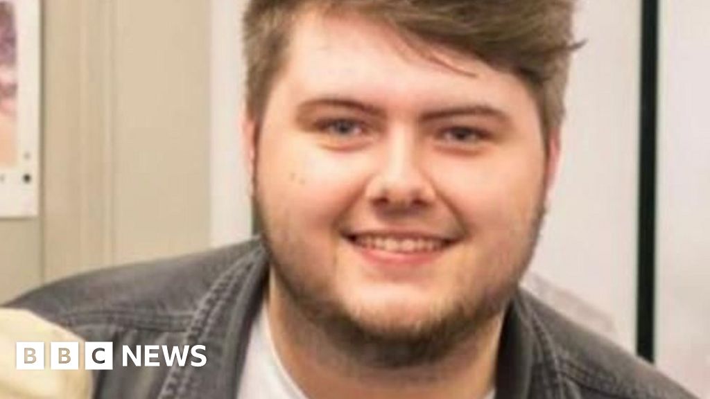 Cameron Day: Charitable trust set up after student dies with Covid ...