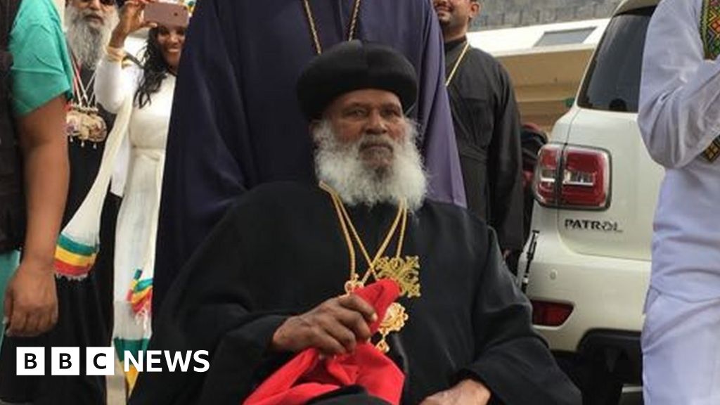 Ethiopia's exiled patriarch Bishop Merkorios returns - BBC News