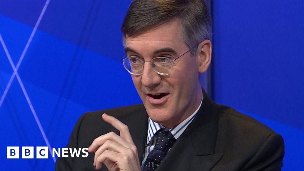 Rees-Mogg on Question Time: Heathrow question prompts Eton quip - BBC News