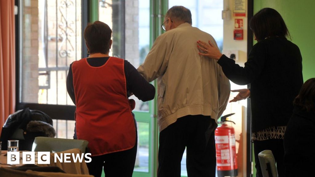 Liverpool care workers in line for pay rise after council deal - BBC News