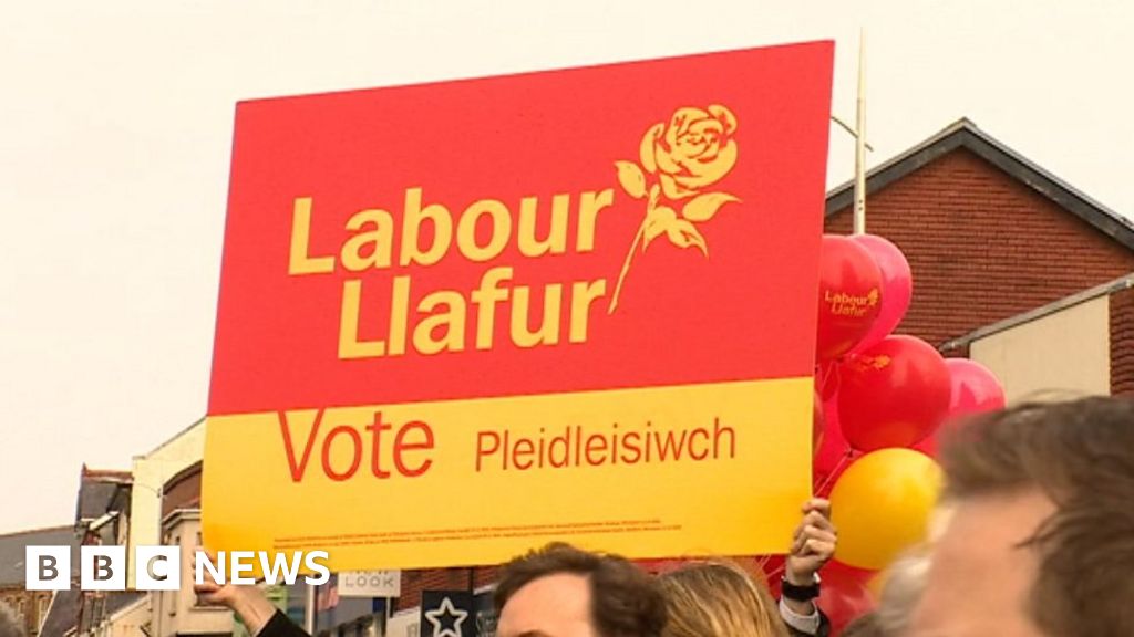 Labour election row over all-women shortlist in Merthyr - BBC News