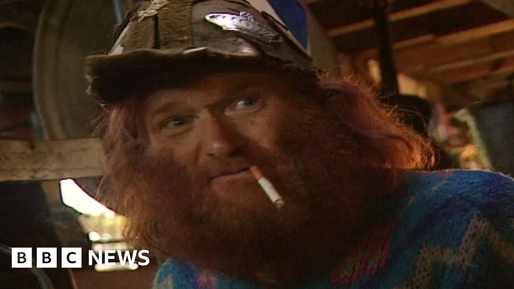 Jake Mangle-Wurzel: Tributes paid to eccentric 'legend' of Huddersfield ...