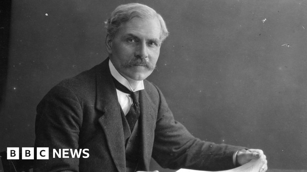 Labour leadership challenge, 30s-style - BBC News
